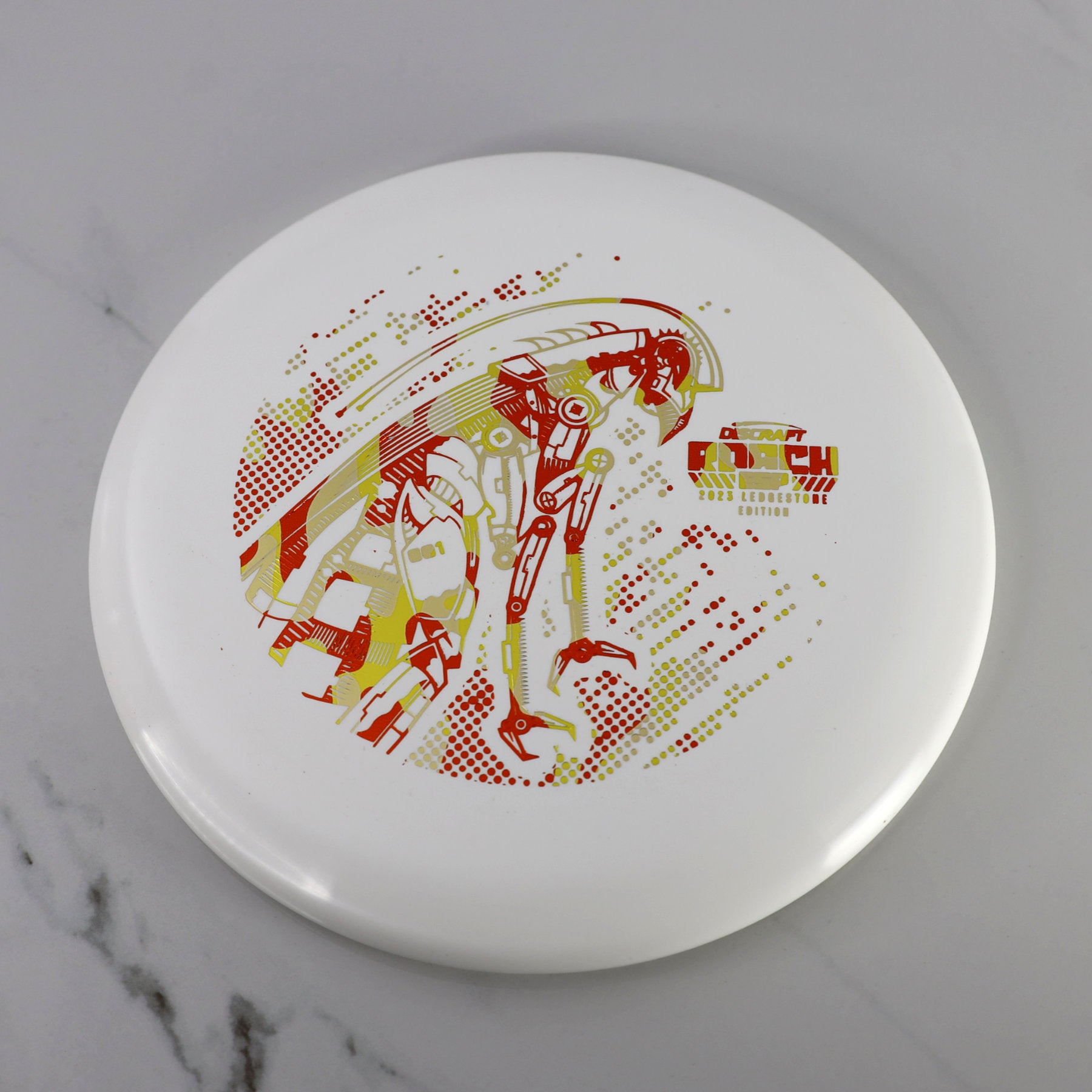 LE 2023 ESP White Roach